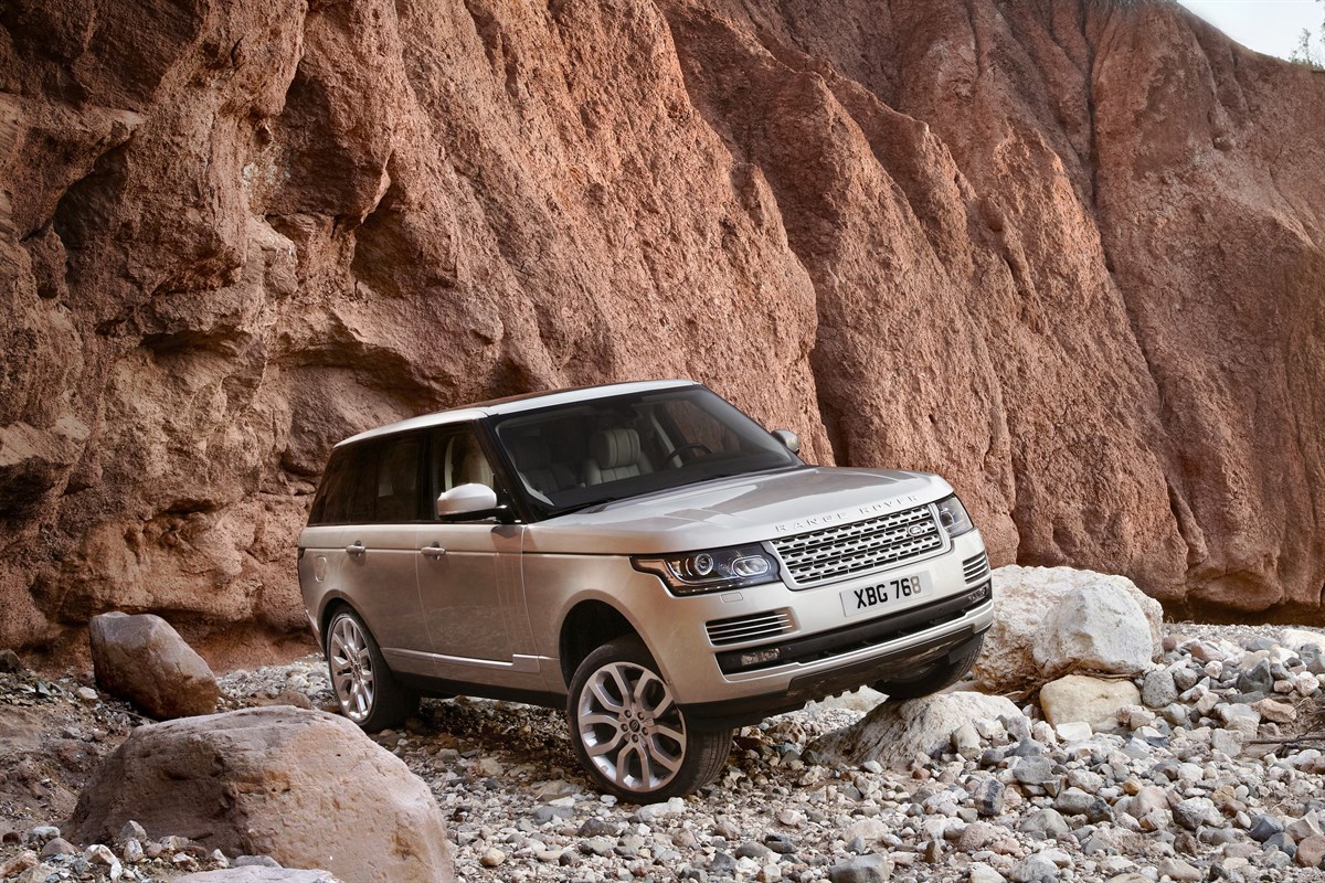 First drive: New Range Rover | Company Car Reviews