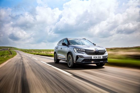 Renault Austral first drive | new hybrid engine reduces fleet costs ...