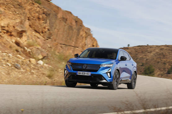 Renault Rafale first drive | Stylish SUV returns impressive efficiency | Company Car Reviews