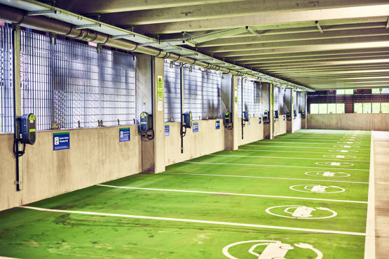 Compleo installs 450 EV chargers in train station car parks | electric ...
