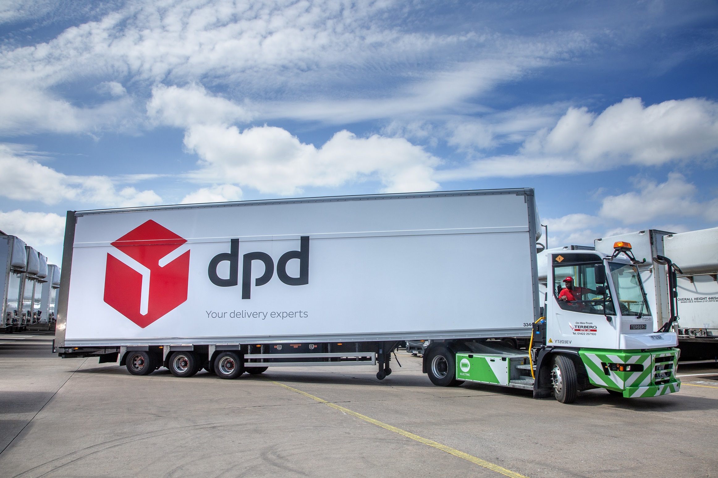 DPD trials electric tug as possible diesel alternative | Fleet strategy