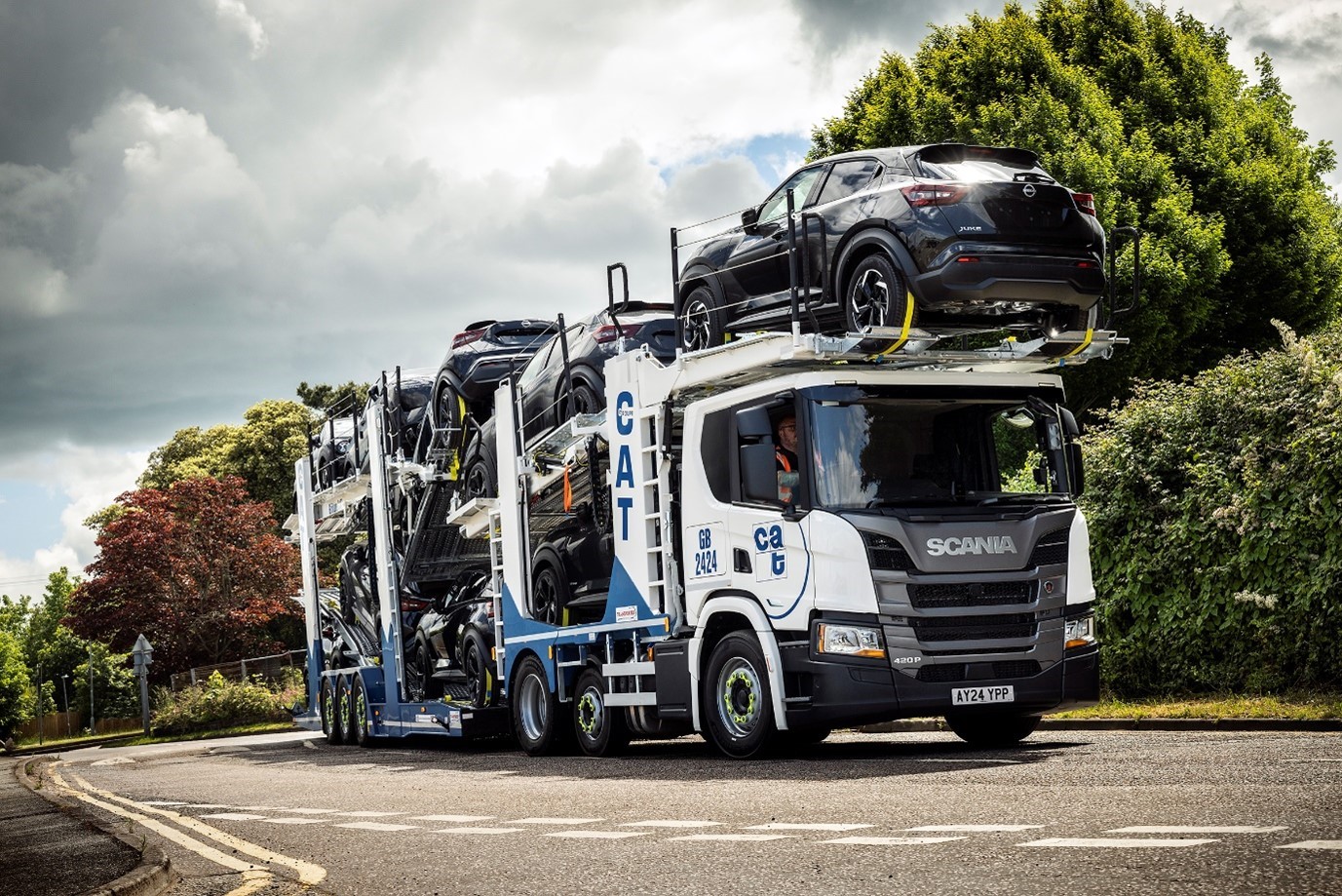 Fleet deals: New vehicles join Groupe CAT, DHL Supply Chain, EJC ...