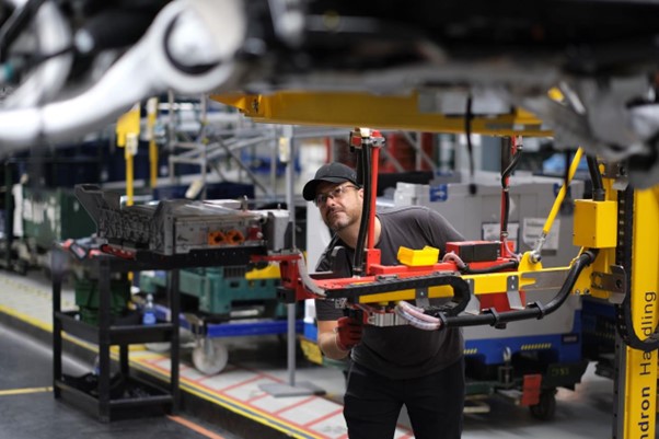 JLR extends shutdown as supply chain suffers | JLR