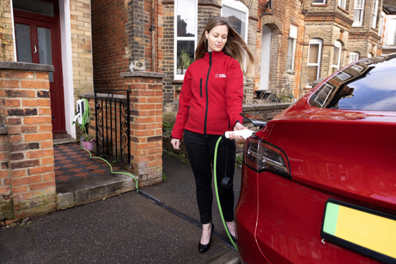 New funding to support EV drivers without driveways | electric fleet ...