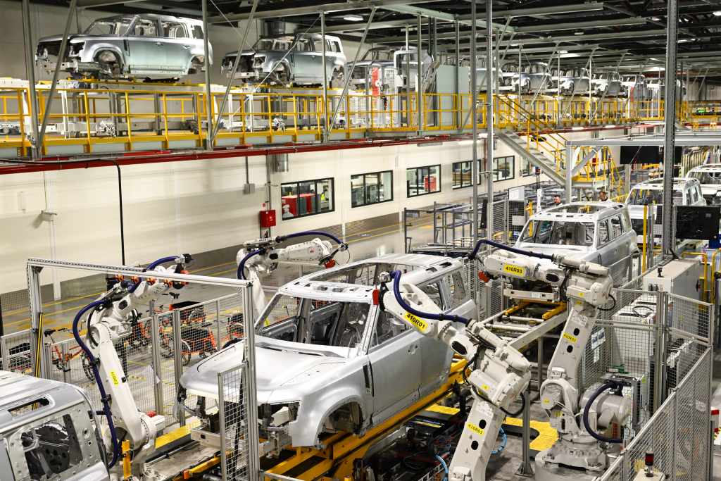 Ministers ‘monitoring’ JLR situation as calls for financial help grow | JLR