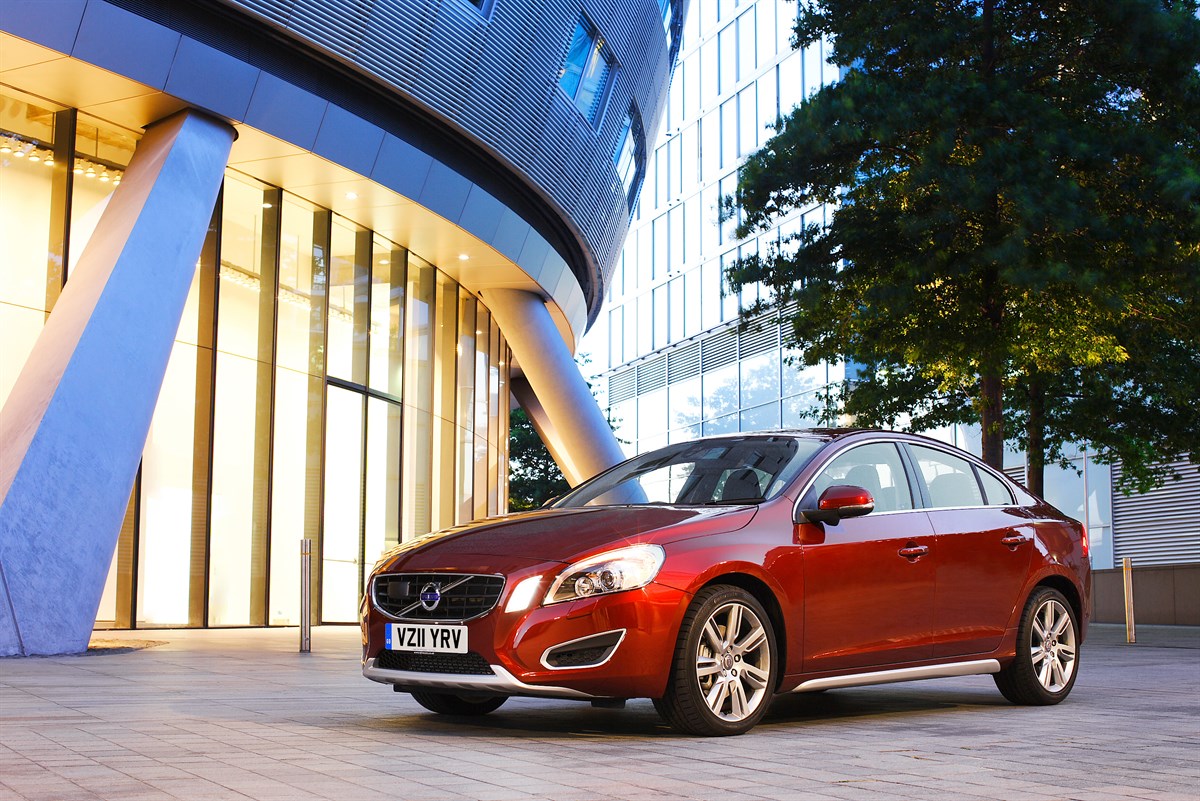 Volvo announces diesel engine refinements | Fleet News