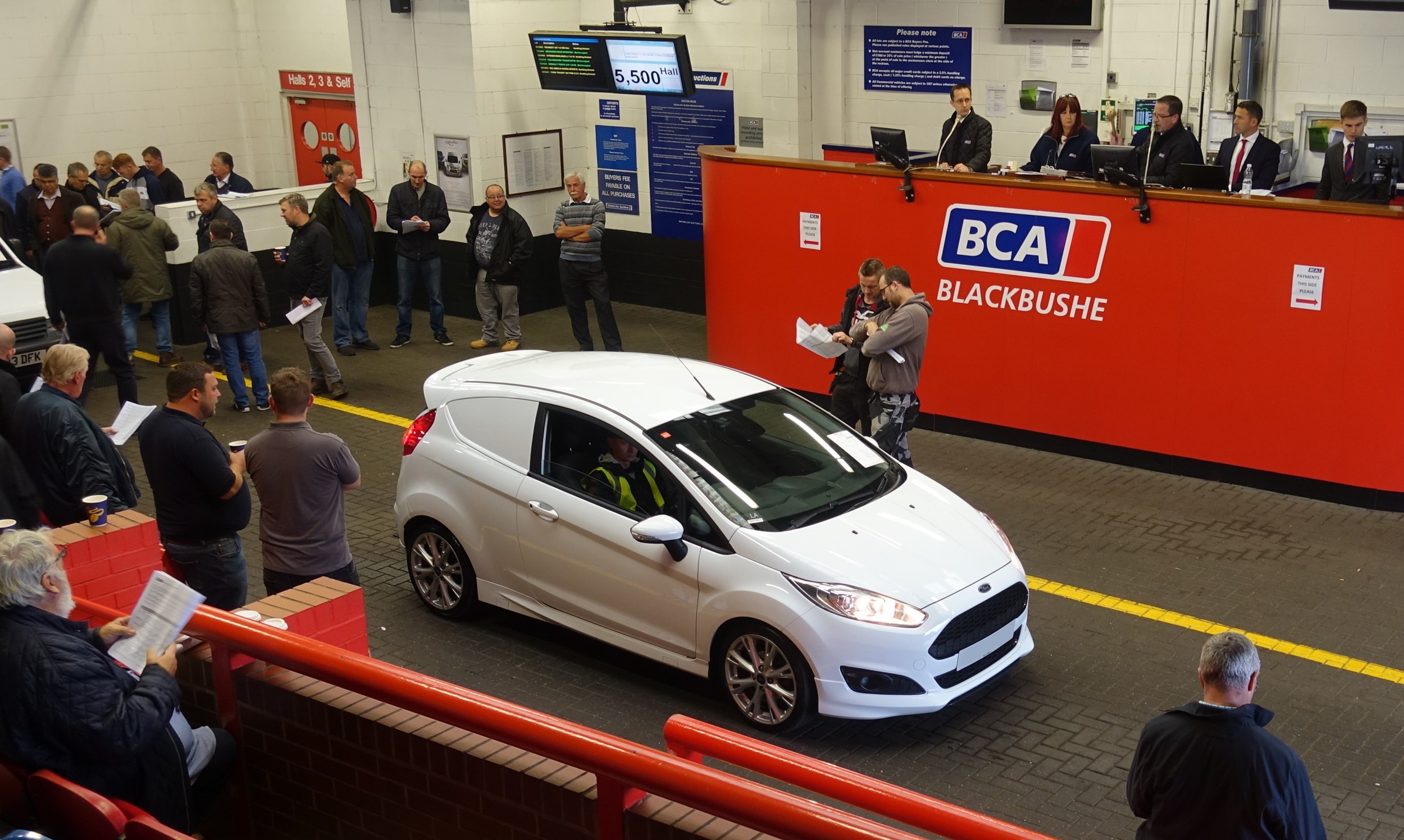 Performance against used LCV guide prices ‘continues to improve ...