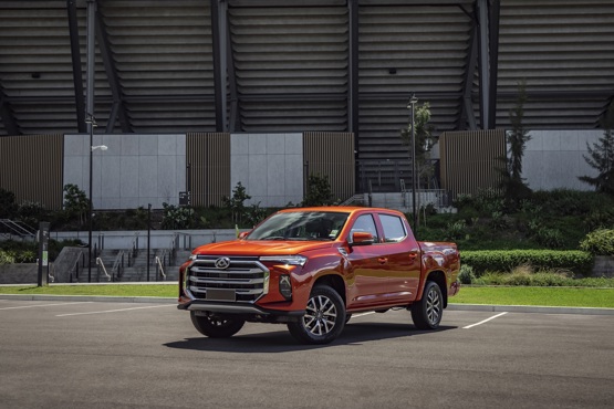 Maxus reveals T90EV electric pick-up truck | Maxus