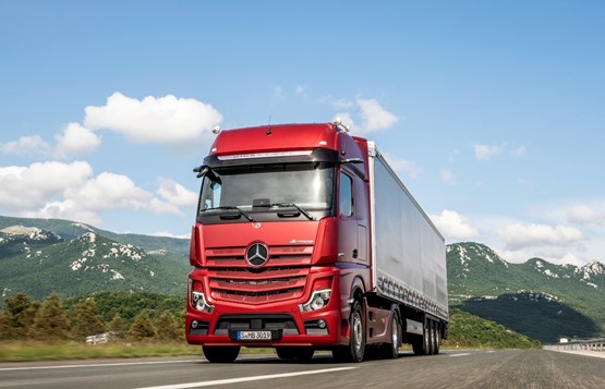 New Mercedes Actros will launch with semi-autonomous Active Drive ...