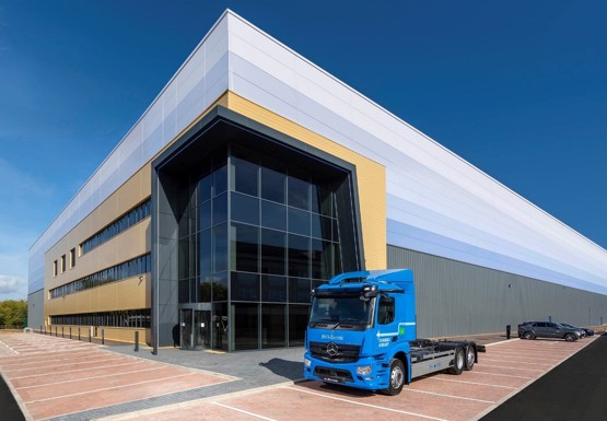 Mercedes-Benz Trucks UK to open new parts distribution hub | Mercedes ...